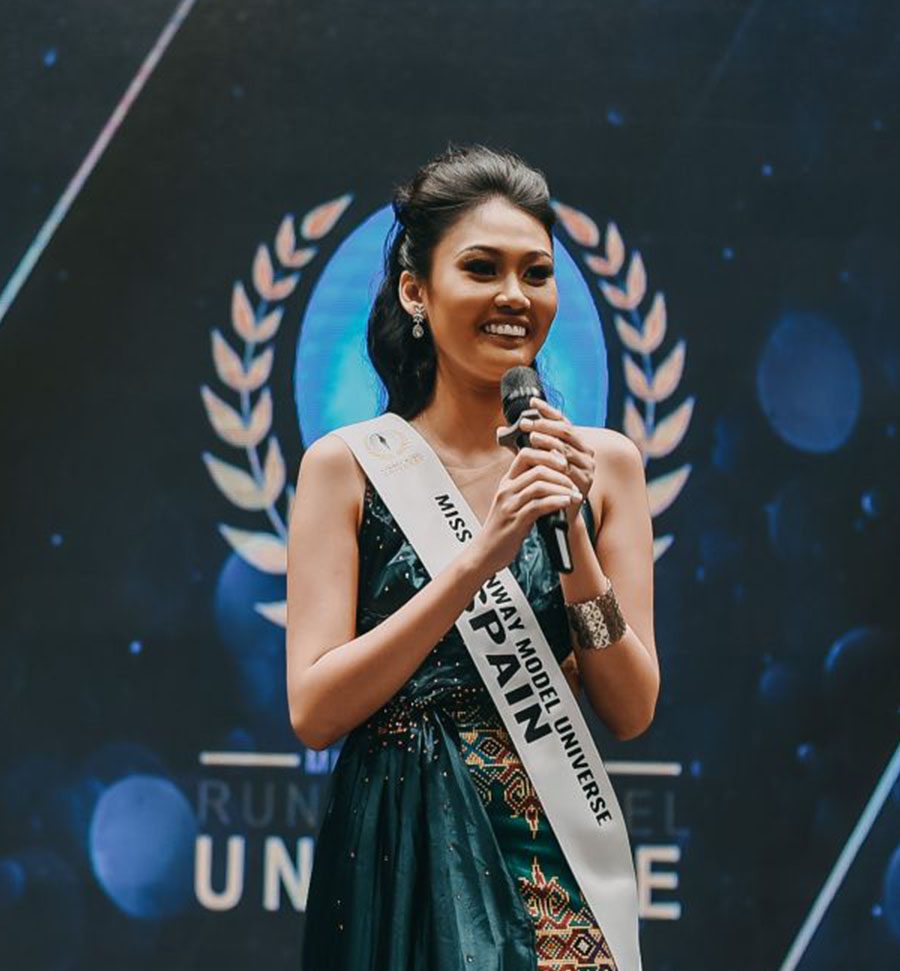 Miss Spain - Runway Model Universe