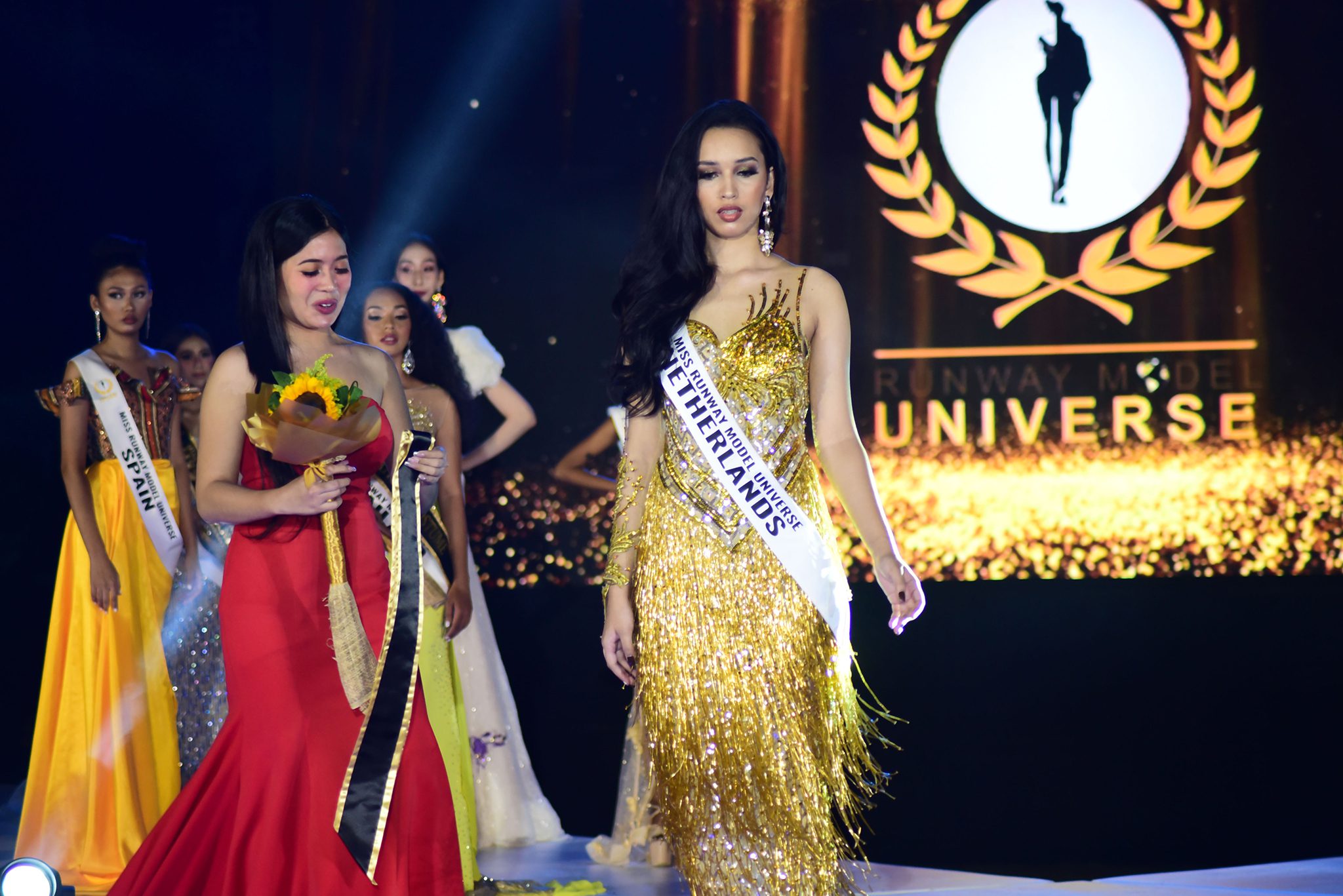 Miss Netherlands – Runway Model Universe